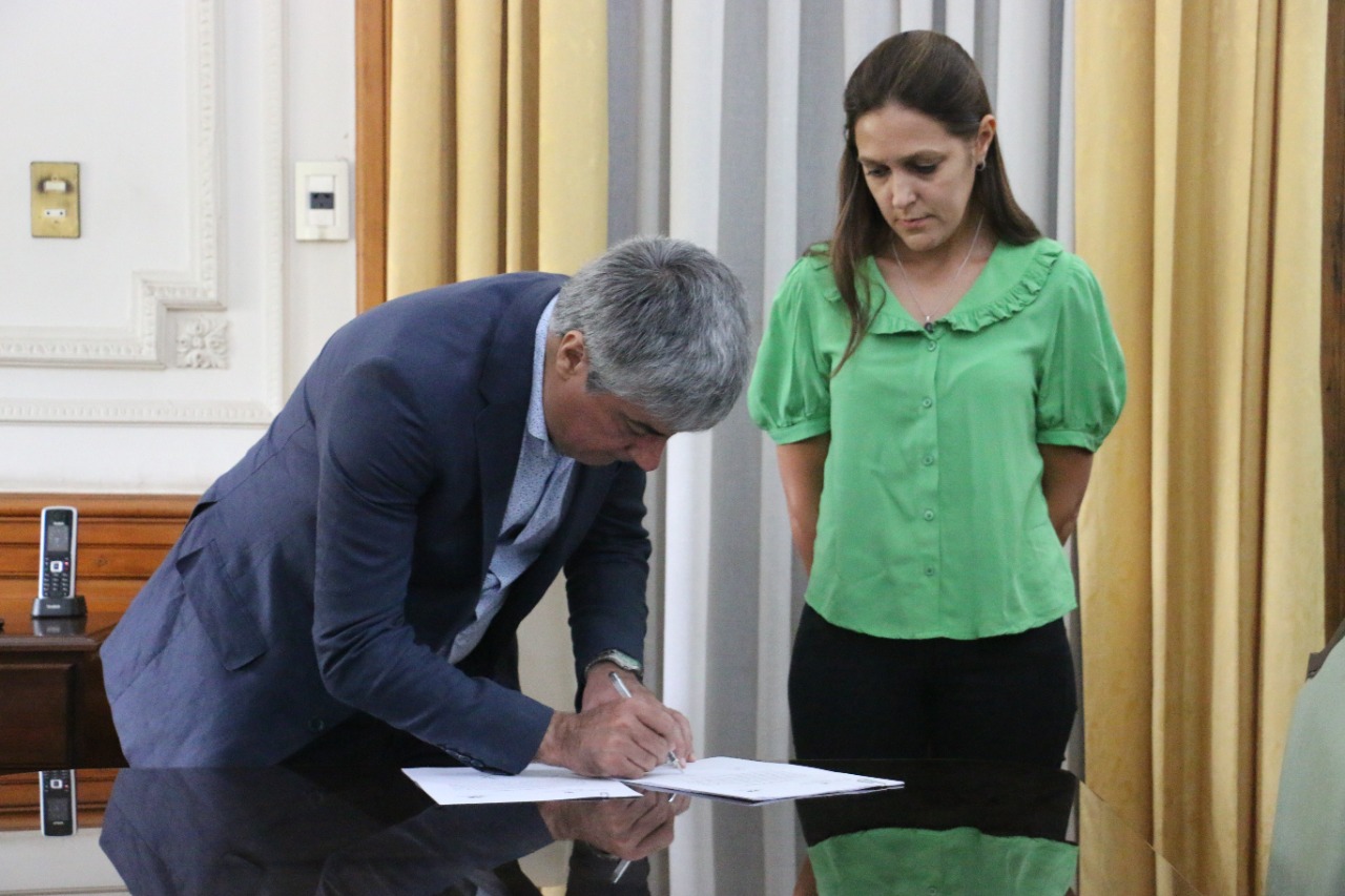La contadora Laura Sanchez asumió al frente de Auditoría Interna de la ...